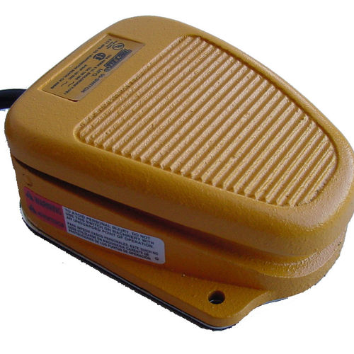 Troxell - Electric Saw Foot Switch | FloorBox